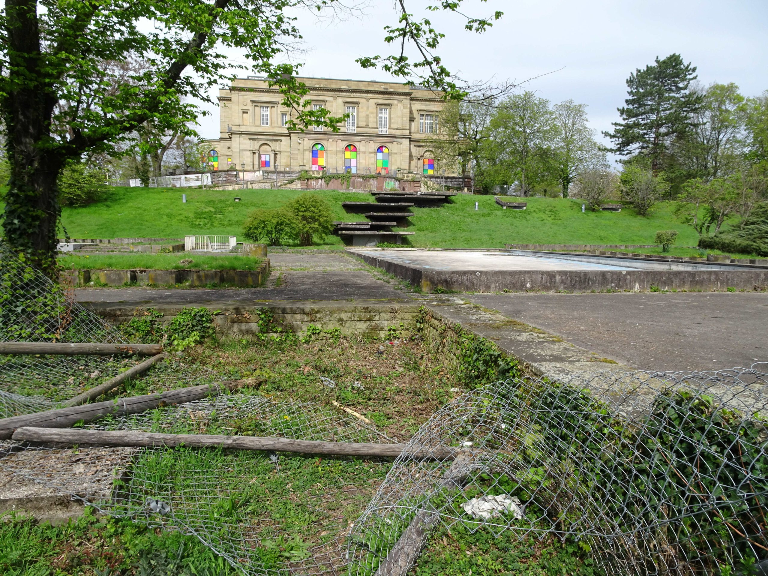 Stadt-Wanderung - LOST PLACES: STUTTGART-BERG - NaturFreunde Stuttgart